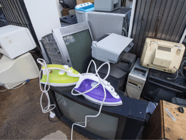 Cer 160213 - Smaltisci ora i tuoi rifiuti elettronici!